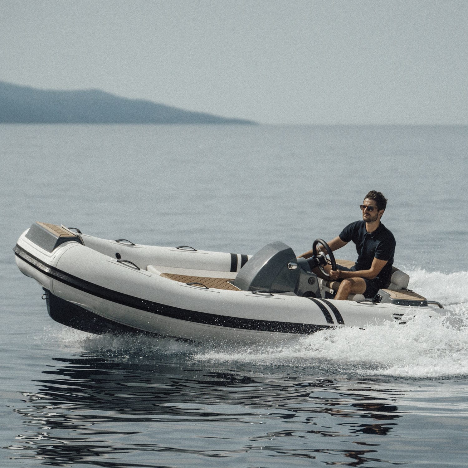 Gommone entrobordo - 4x - EJET Electric Yacht Tenders - elettrico ...