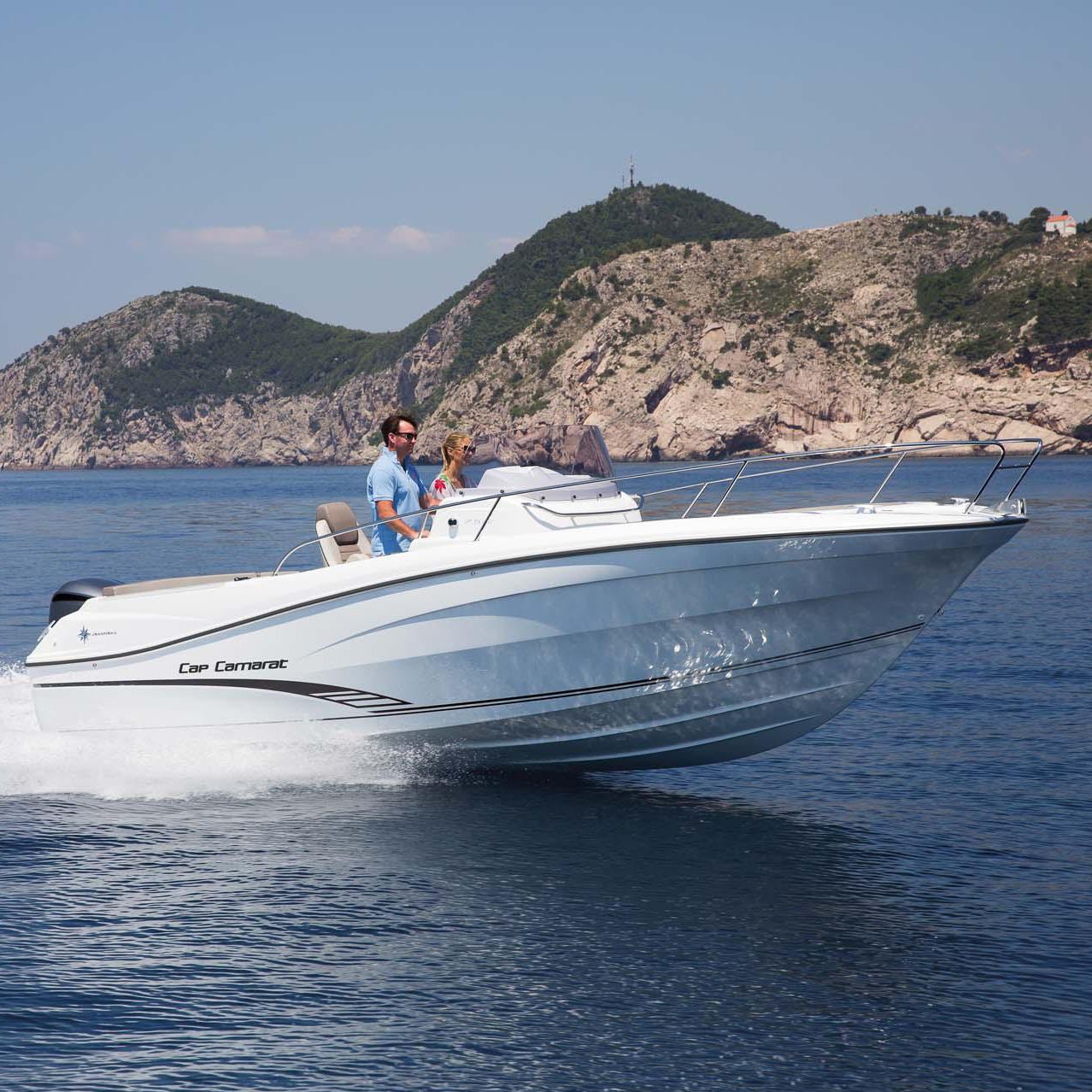 Barca open fuoribordo - CAP CAMARAT 7.5 CC - Jeanneau - Motorboats ...