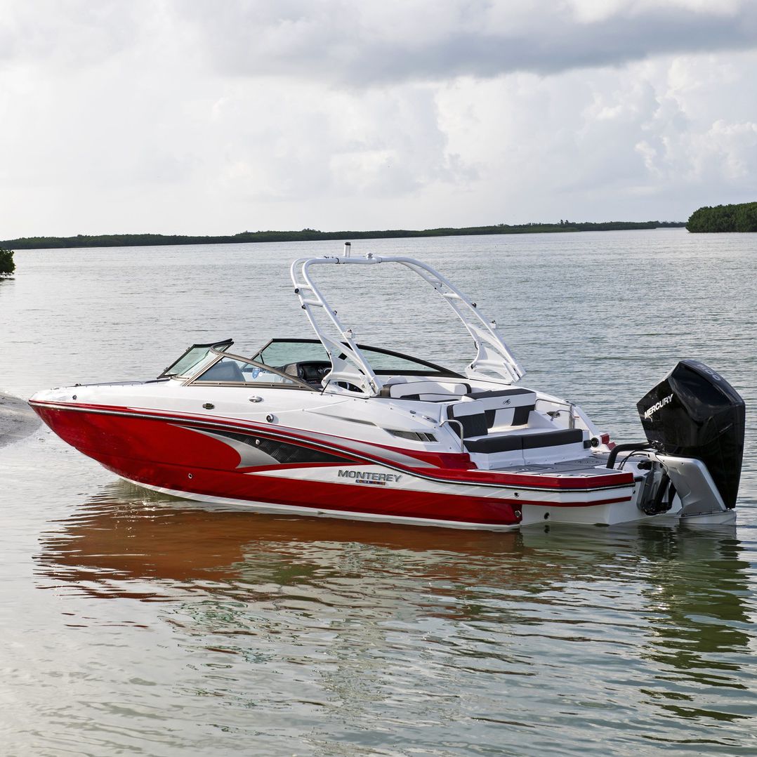Deck boat fuoribordo - M-65 - Monterey Boats - con dual console / open ...