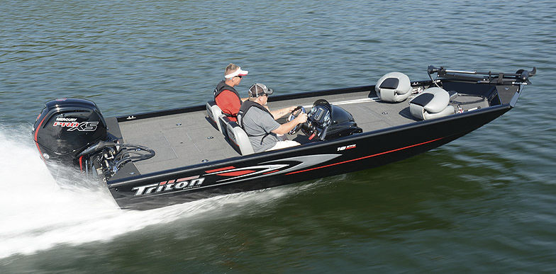 Crappie boat fuoribordo - 18 C TX - Triton Boats - con console laterale ...