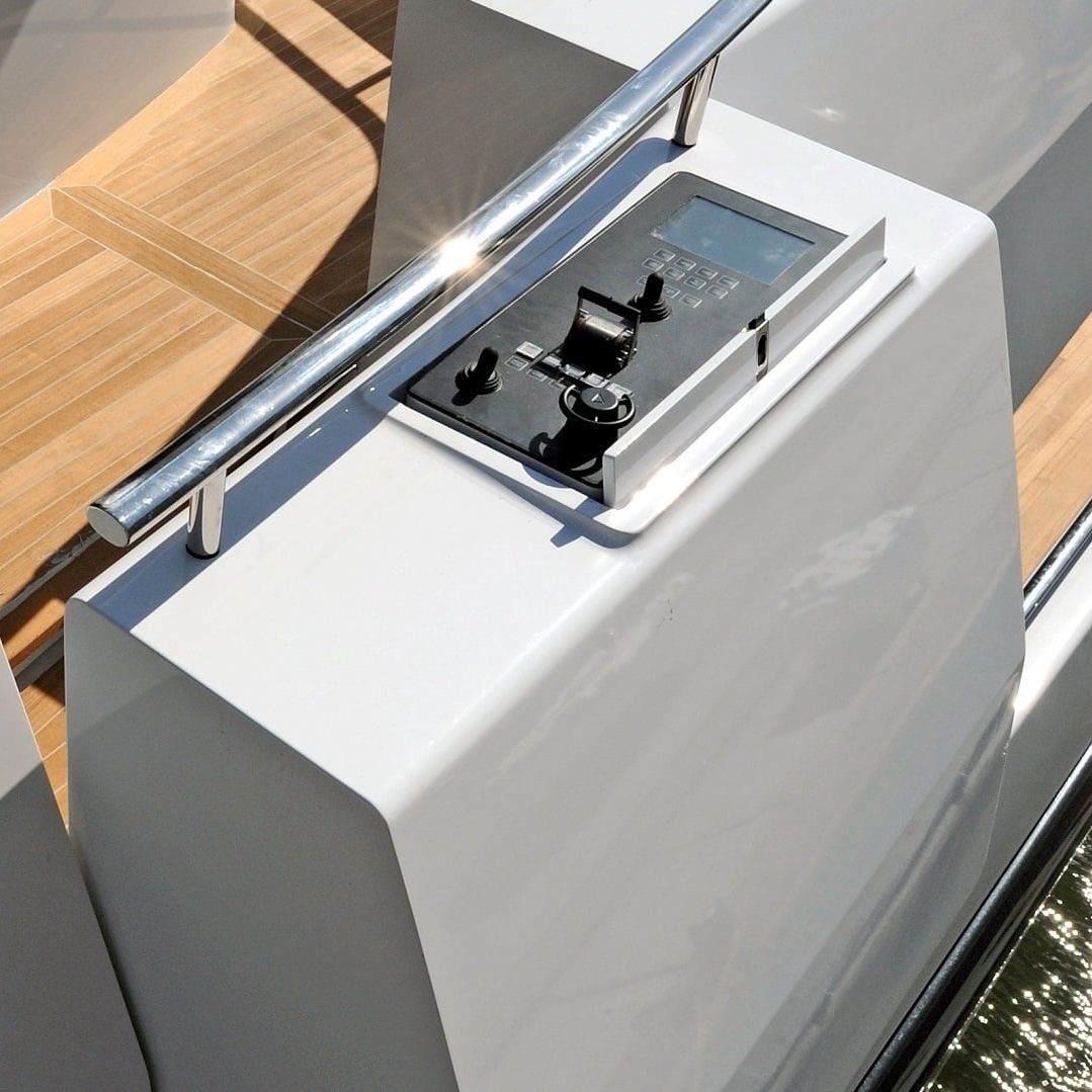 Quadro di comando per yacht - Cramm Yachting Systems BV - per prua / di ...