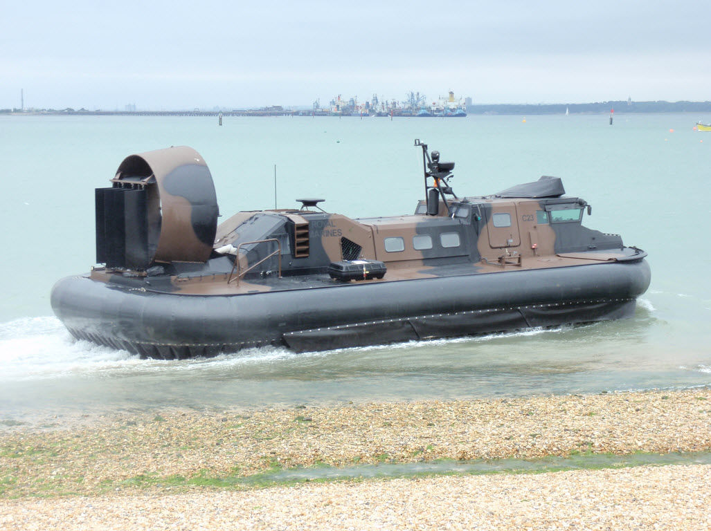 Hovercraft commerciale - 2400TD - Griffon Hoverwork - salvataggio