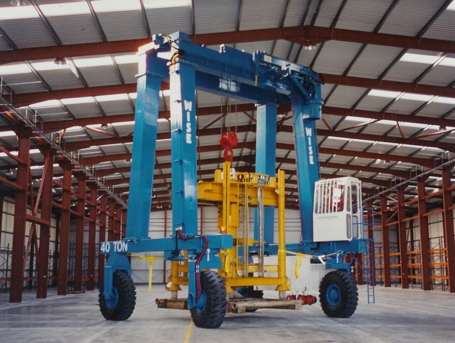 Gru per cantiere navale - Wise Boat Hoists - mobile / a portale / doppia