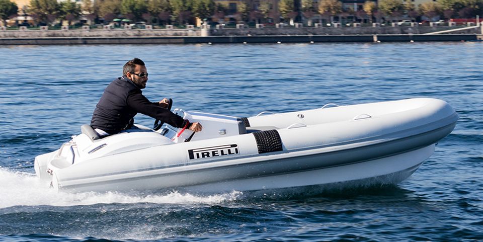 Gommone a idrogetto - J39 - PIRELLI | TecnoRib - a benzina / RIB / con ...