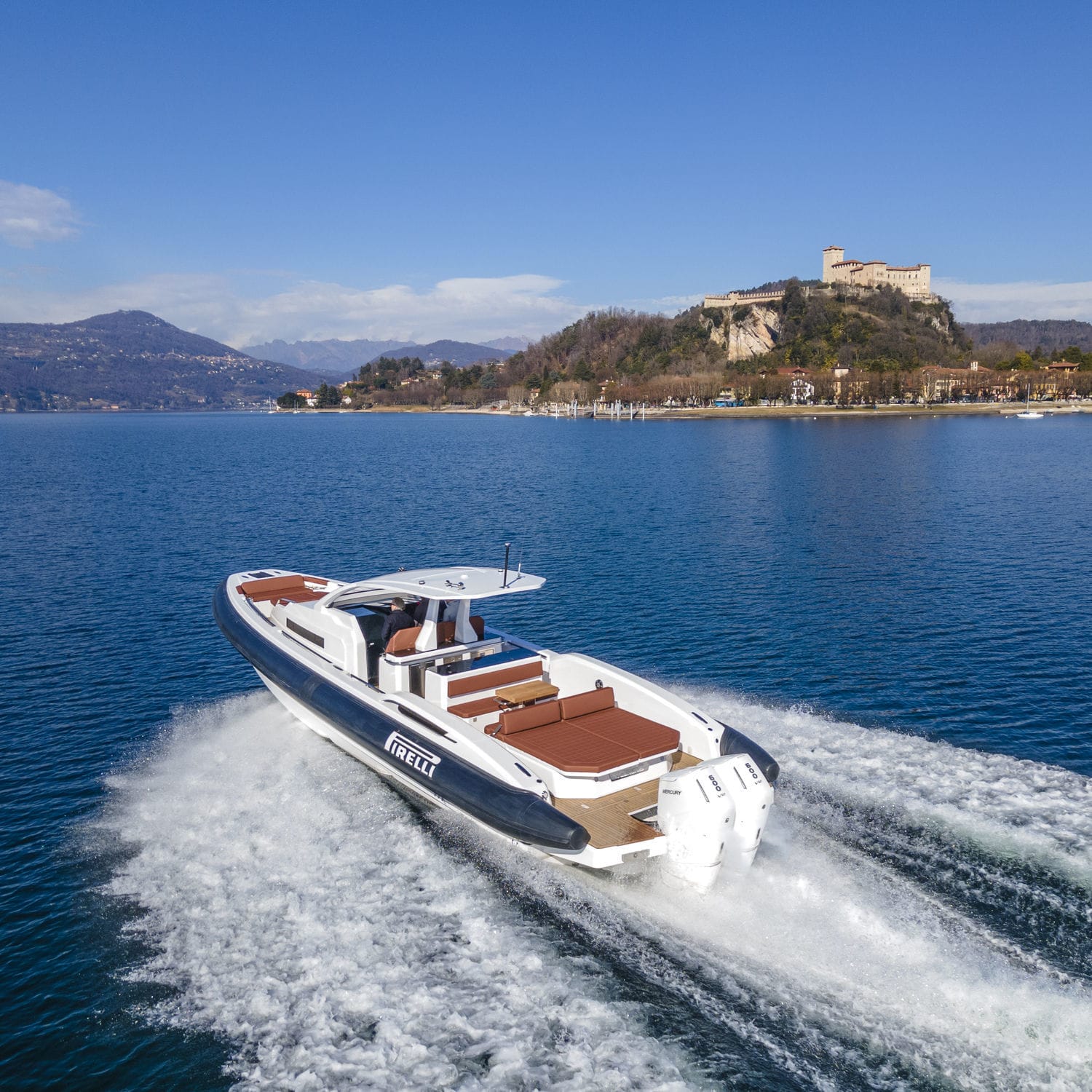 Gommone fuoribordo - 50 - PIRELLI | TecnoRib - entrofuoribordo / diesel ...