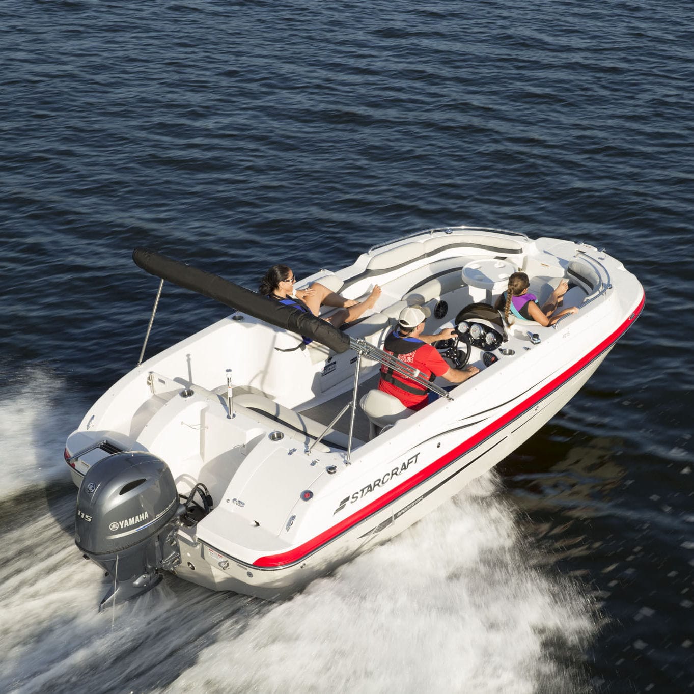 Deck boat fuoribordo - 1915 OB - Starcraft - max. 10 persone