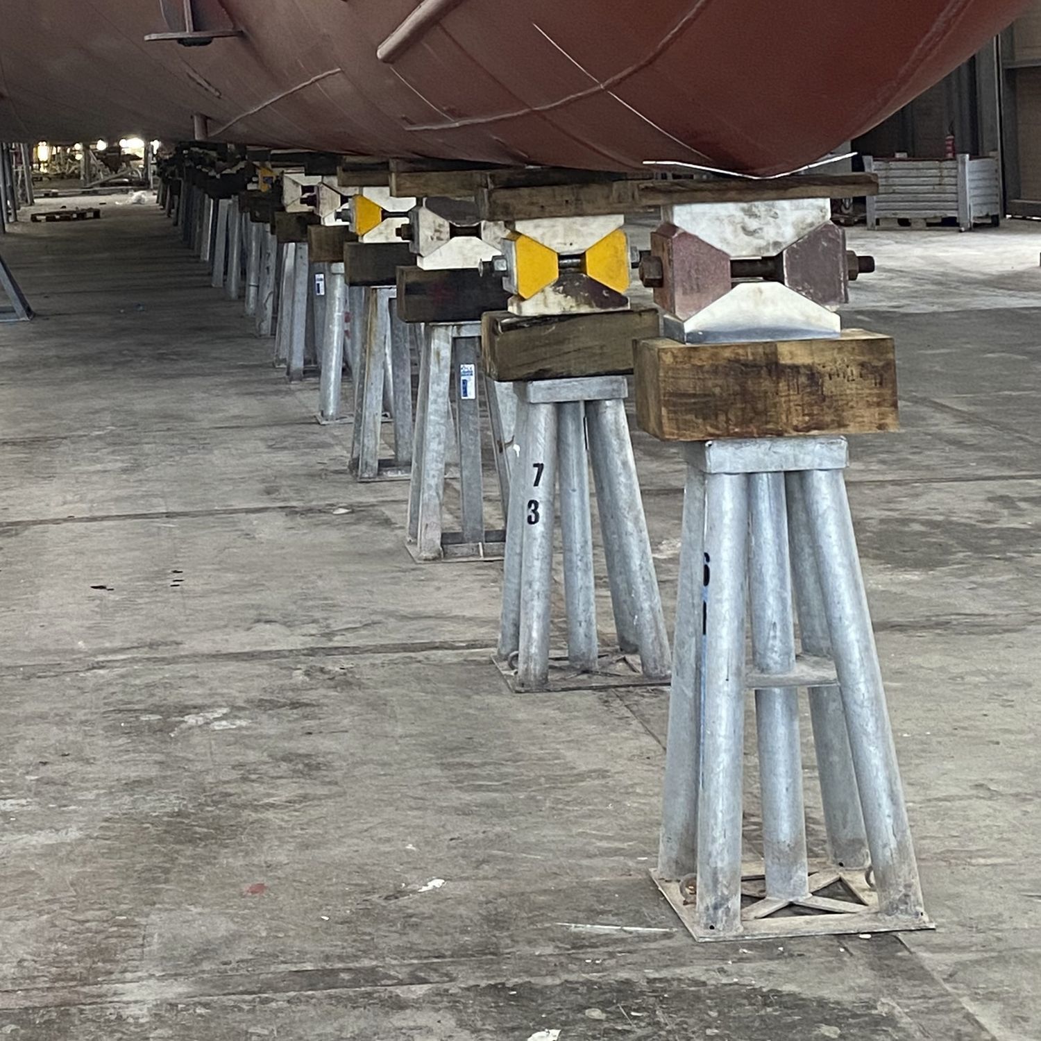 Tacco per barca a motore - TAF Ton. 100 - Naval Tecno Sud - per chiglia / fisso