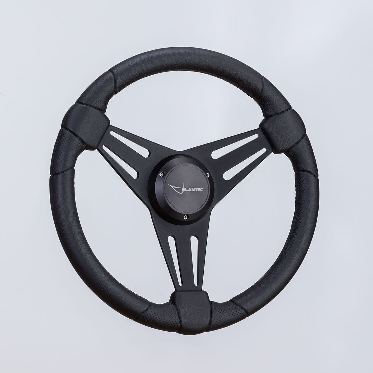 Volante per barca a motore rivestito con vernice poliuretanica ...